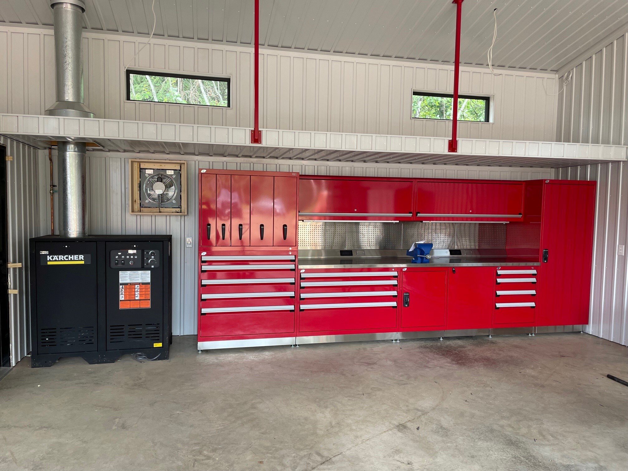 Cabinets and Workstations | Equipment World